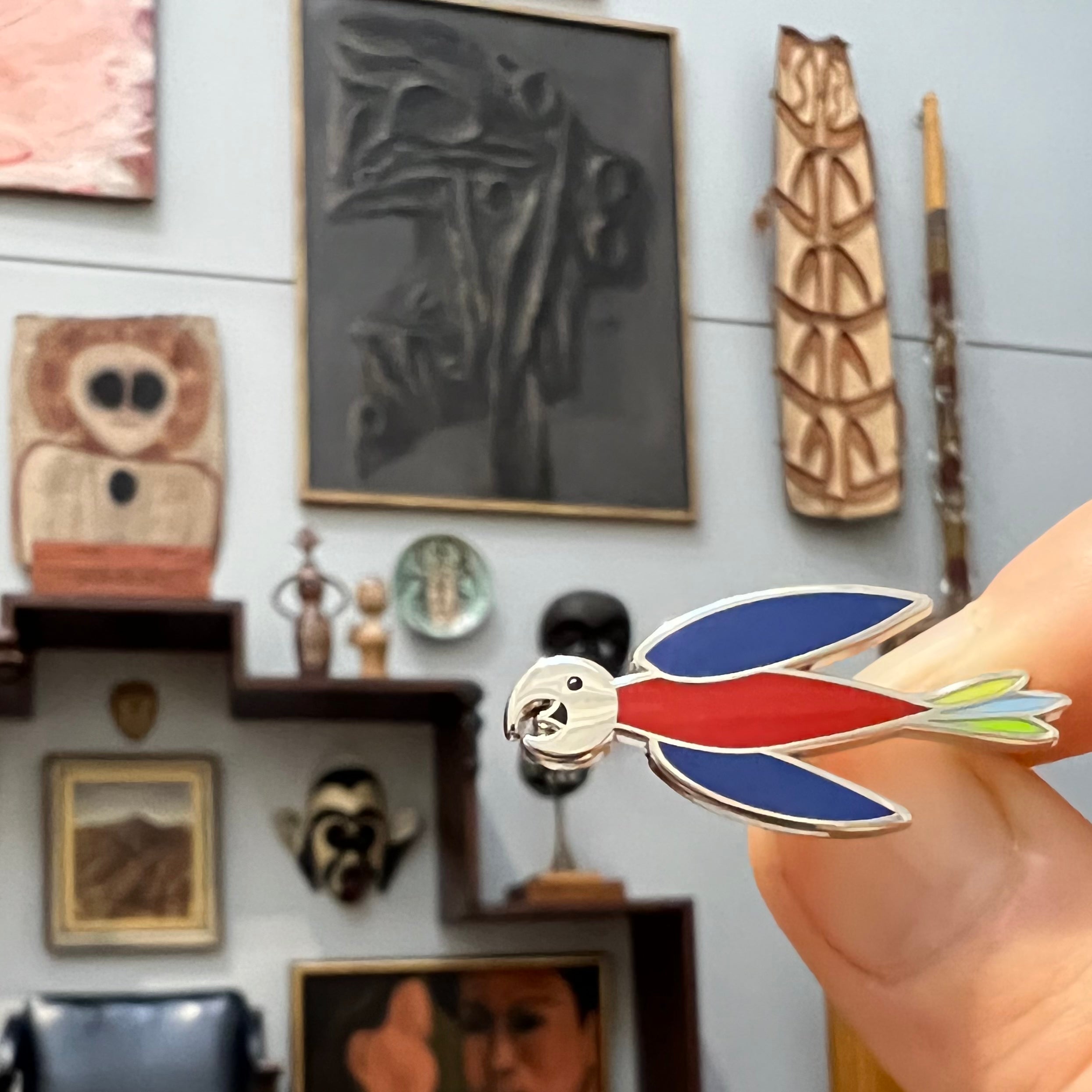 Tucker Parrot pin – Bush Bling