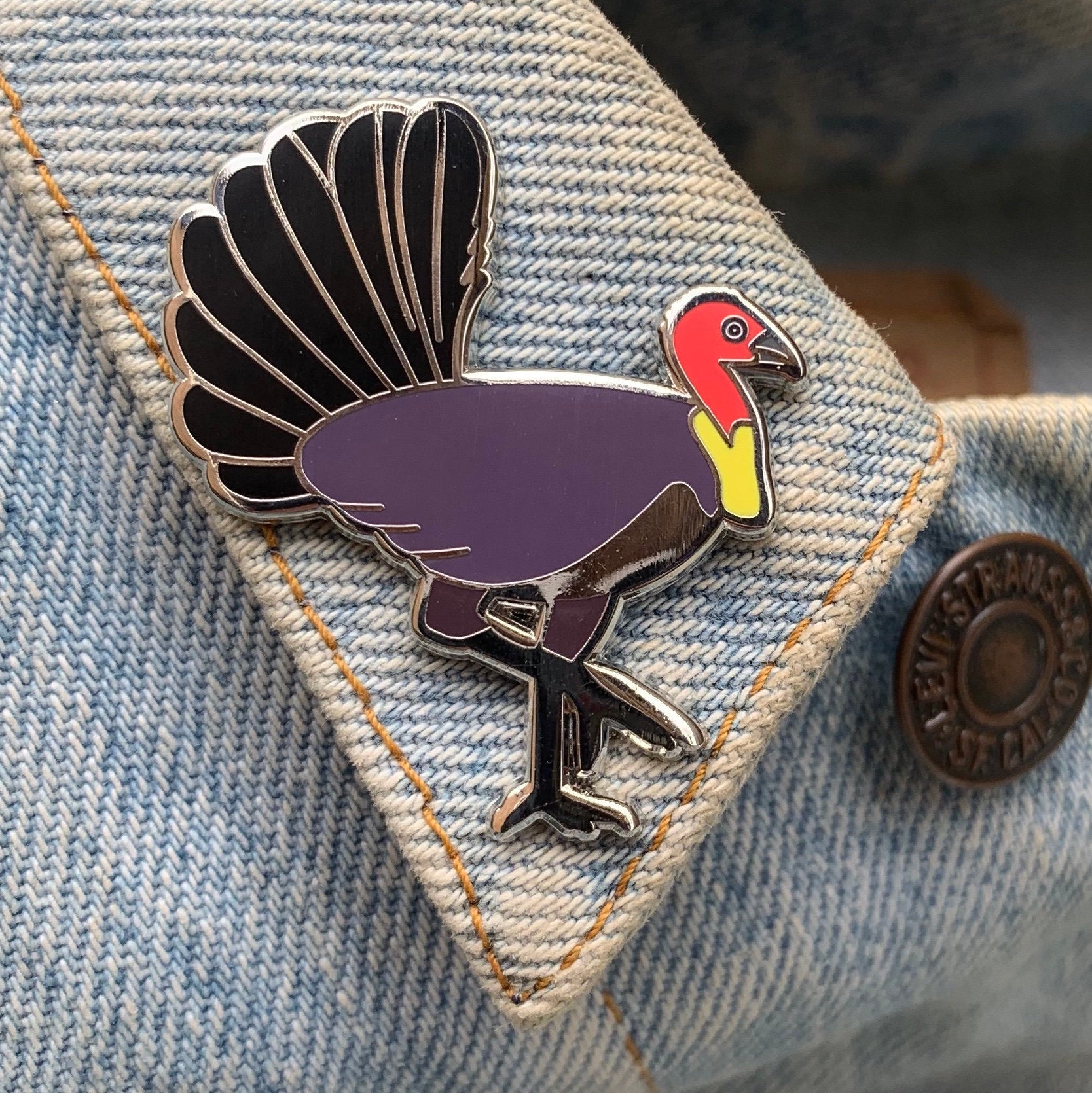 Bush Turkey pin – Bush Bling