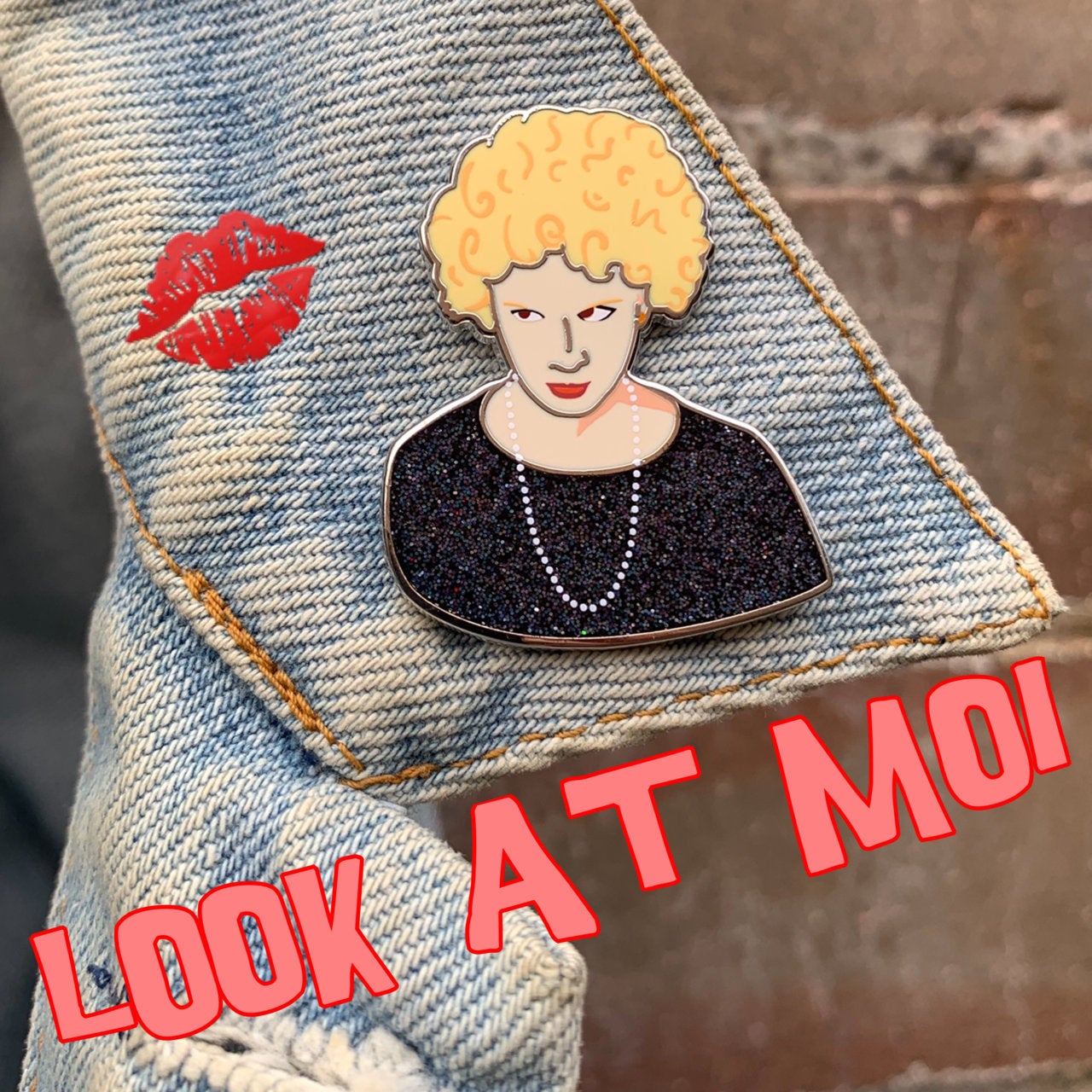Look at Moi – Bush Bling